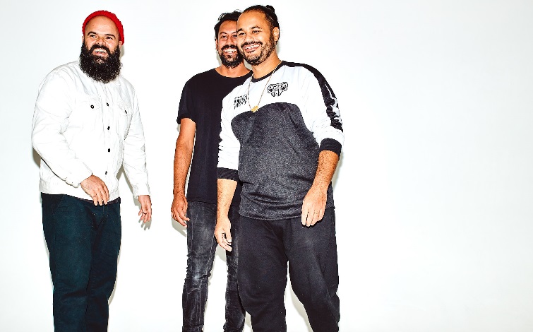 BATEU MATOU BAILOU«