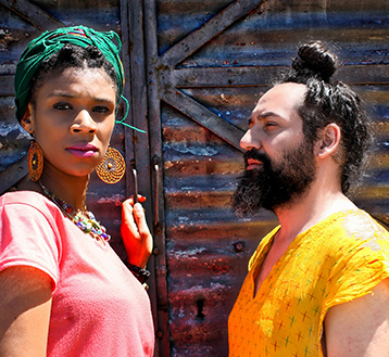 CARMEN SOUZA & THEO PASCAL DUO