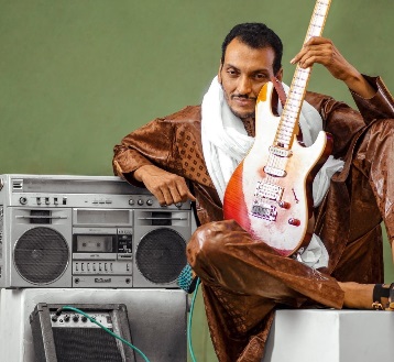 BOMBINO